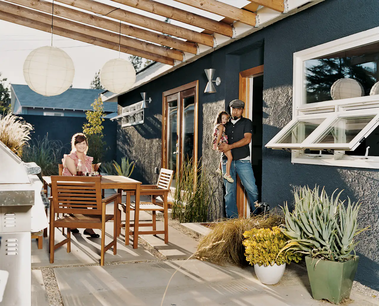 Photo 1 of 6 in Affordable Modern House Built with Sheer Determination ...
