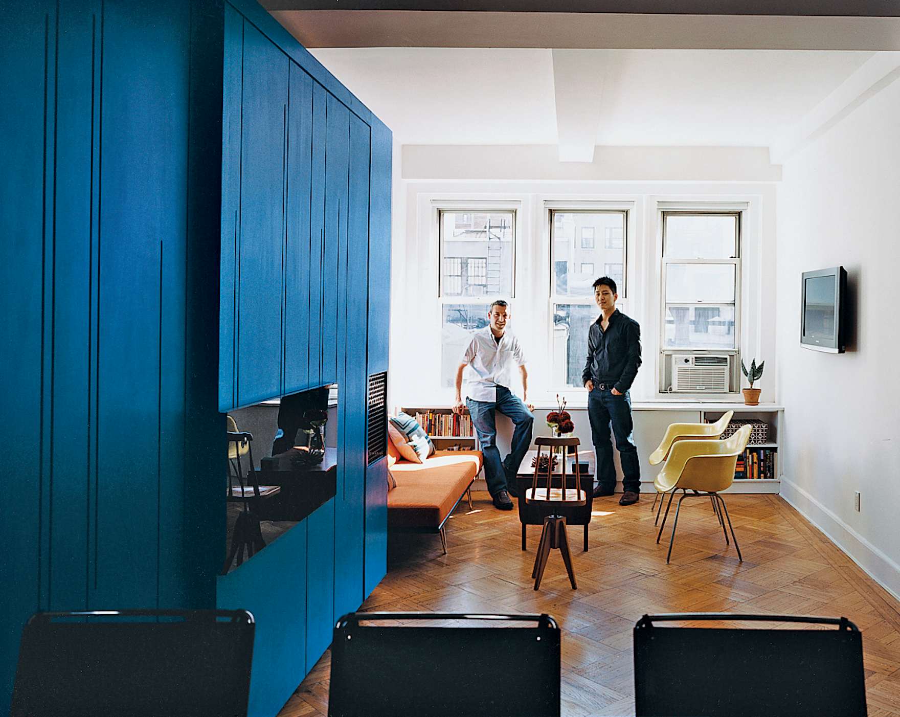 Photo 1 of 5 in You Can Do It All in 450 Square Feet - Dwell