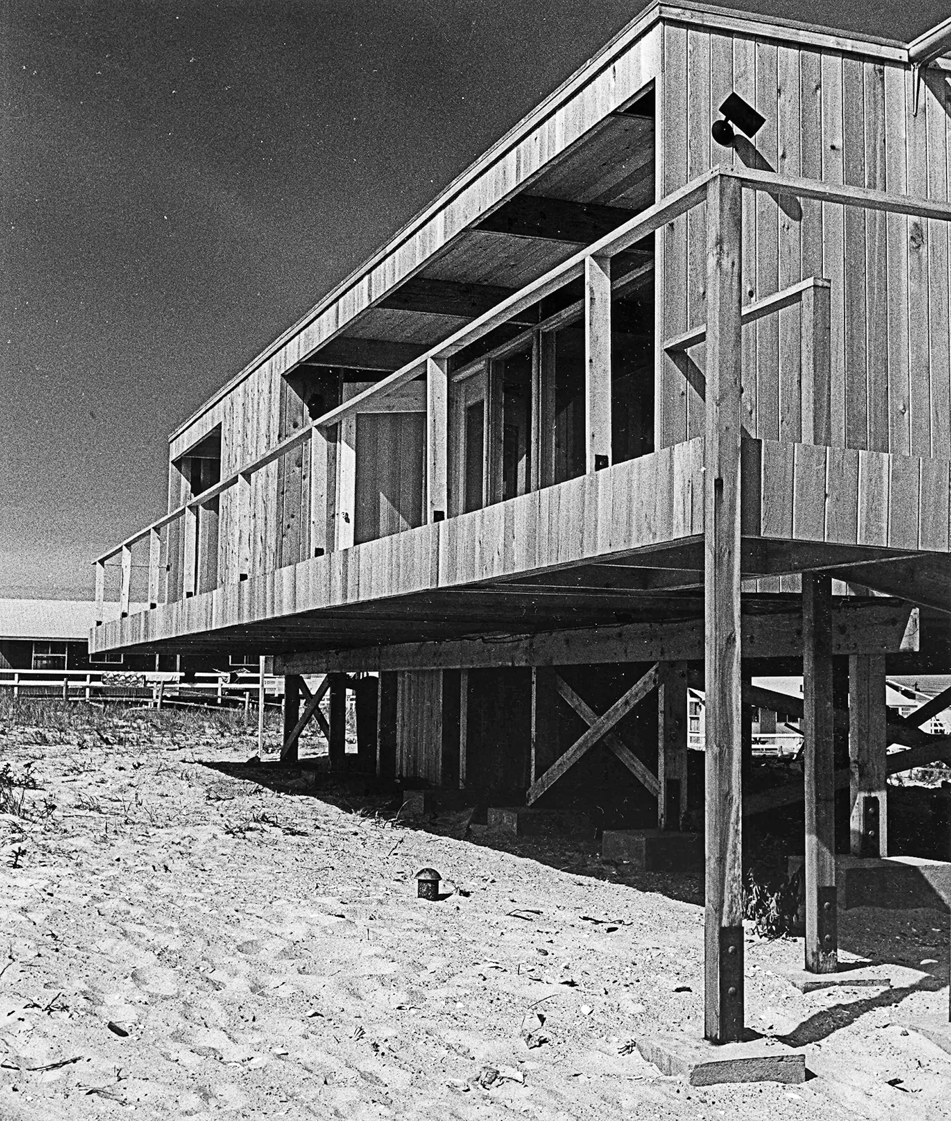 Photo 2 of 5 in A Look at Richard Meier's Iconic Lambert House - Dwell