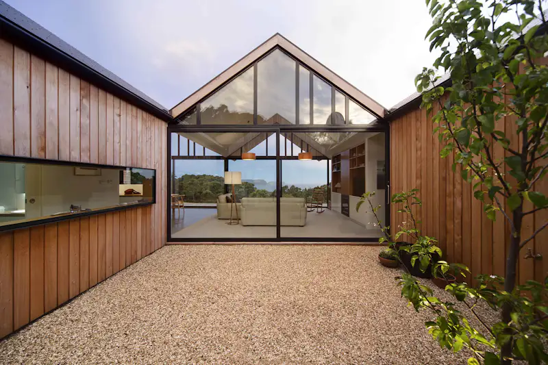 These Courtyards Bring Indoor/Outdoor Living to 10 Modern Homes - Dwell