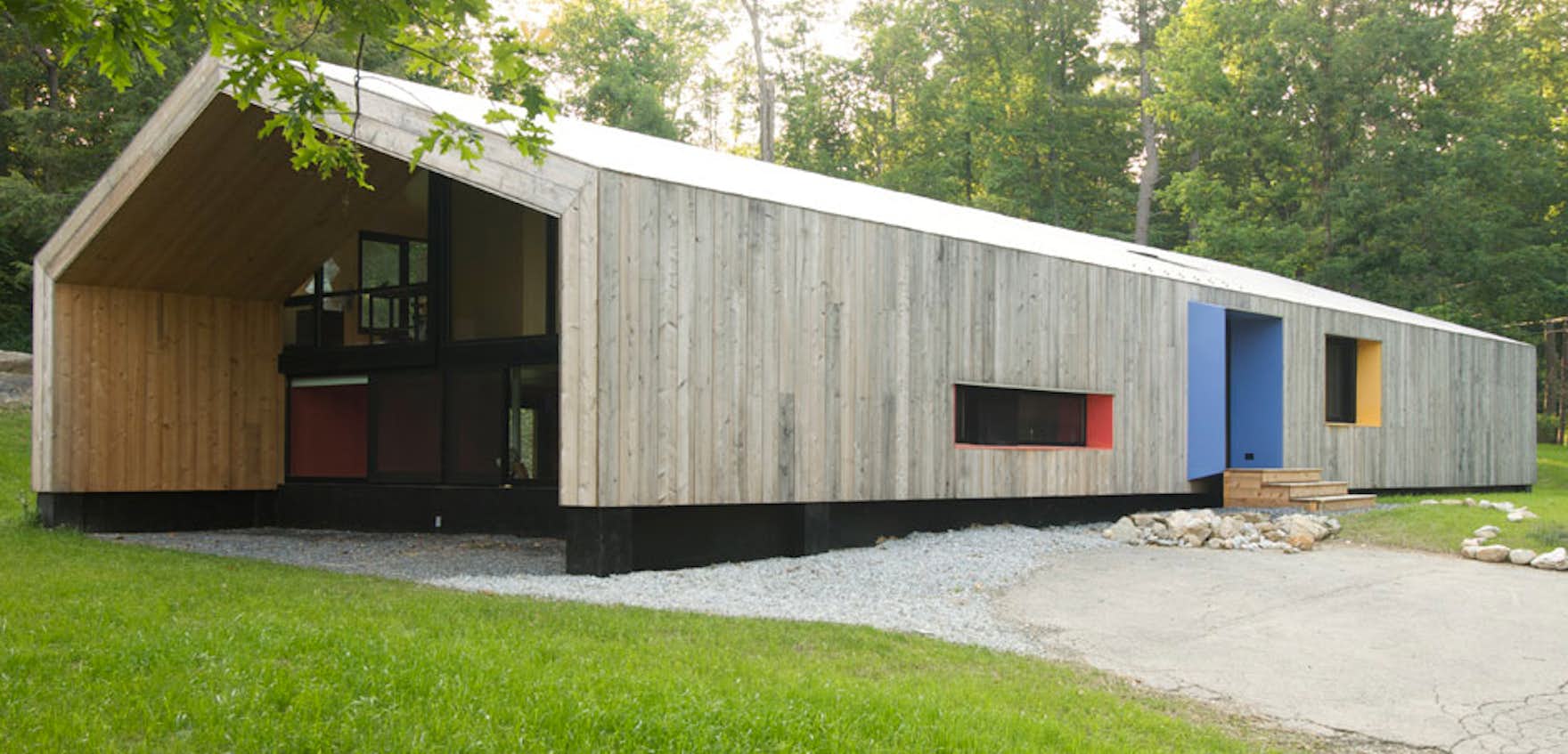 Modern Gables (10 Photos) - Dwell