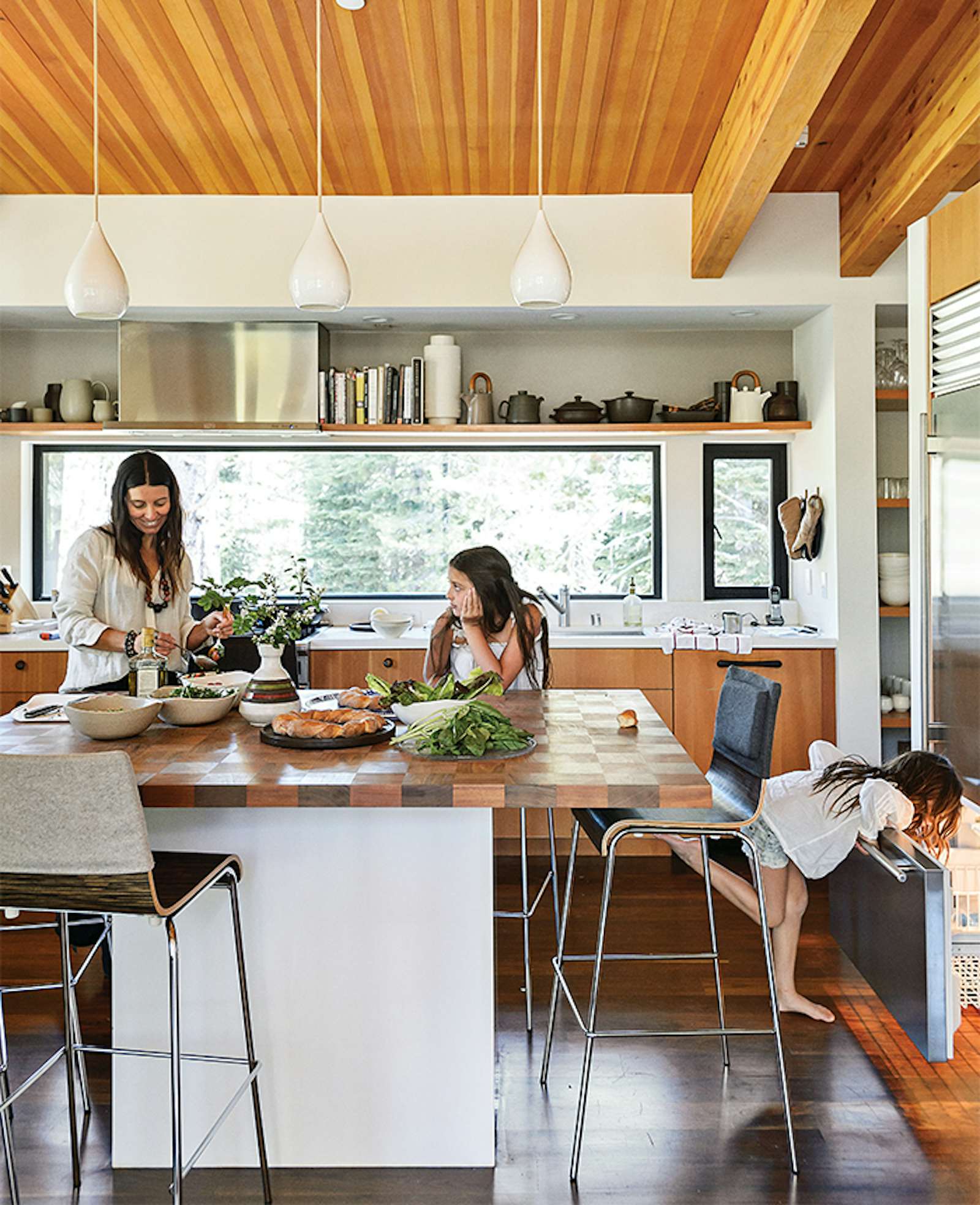 20 Modern Home Eat-in Kitchens - Dwell