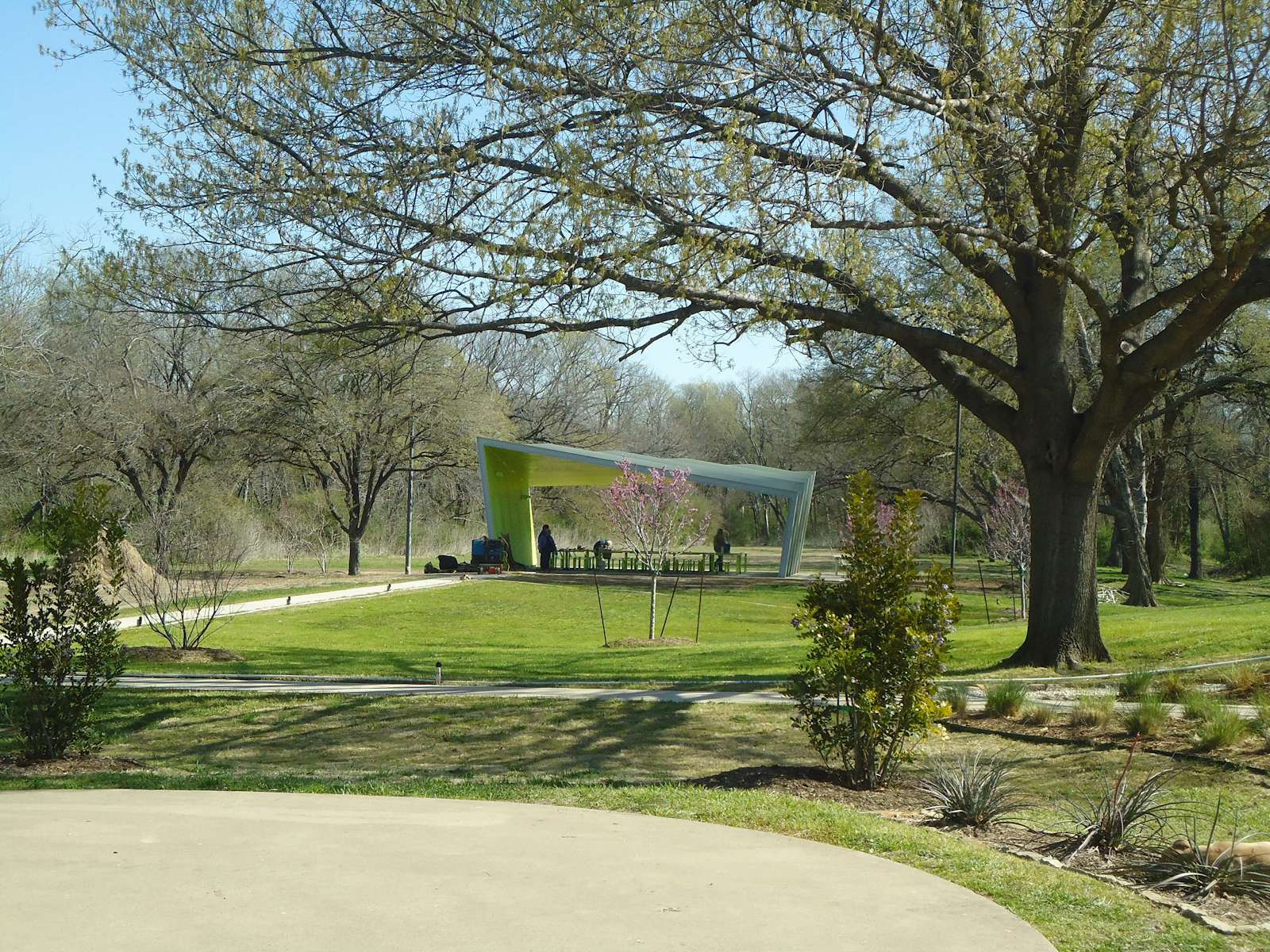 A Modern Park Pavilion Rises in Dallas - Dwell