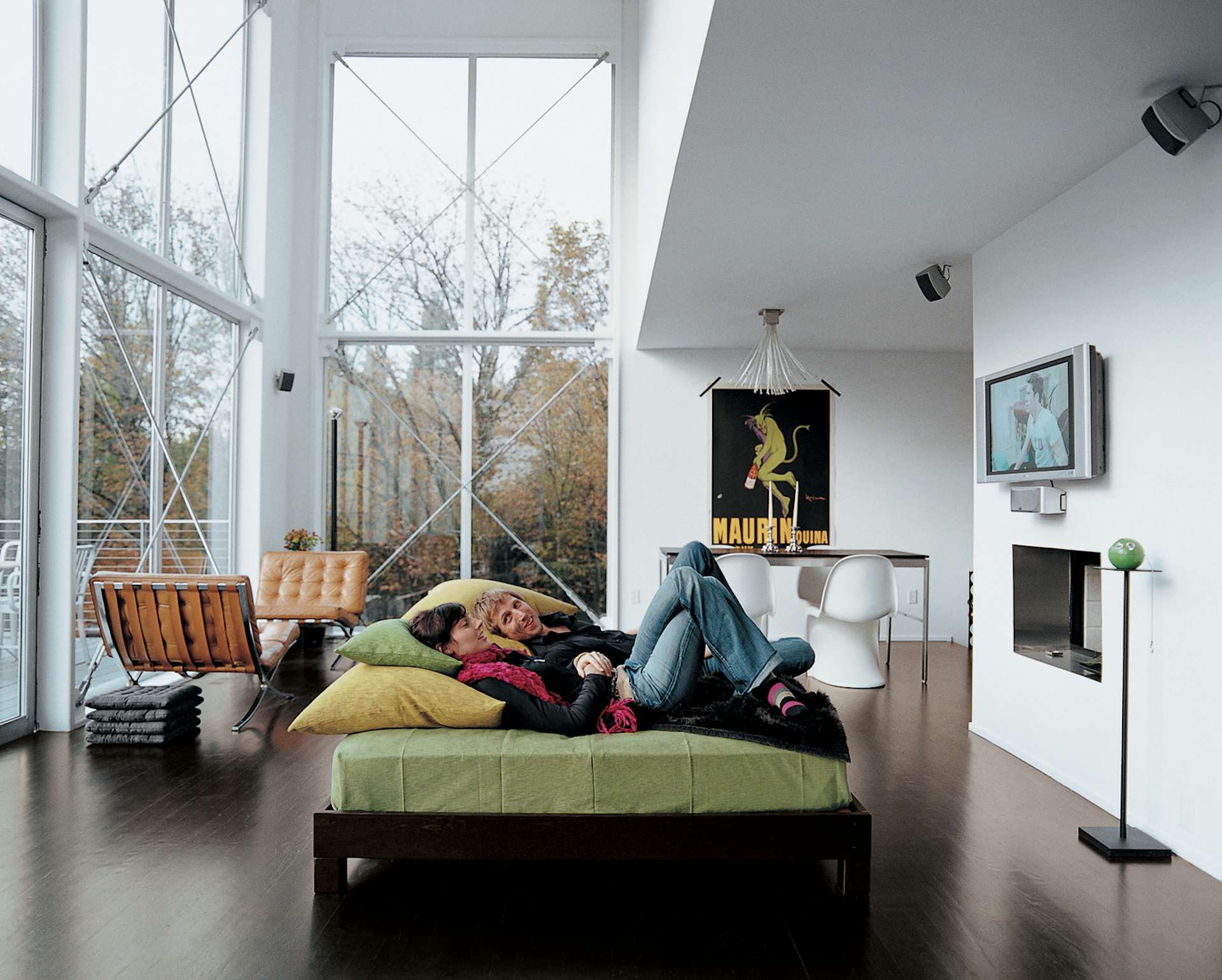 Photo 3 of 8 in Aloft in the Forest - Dwell