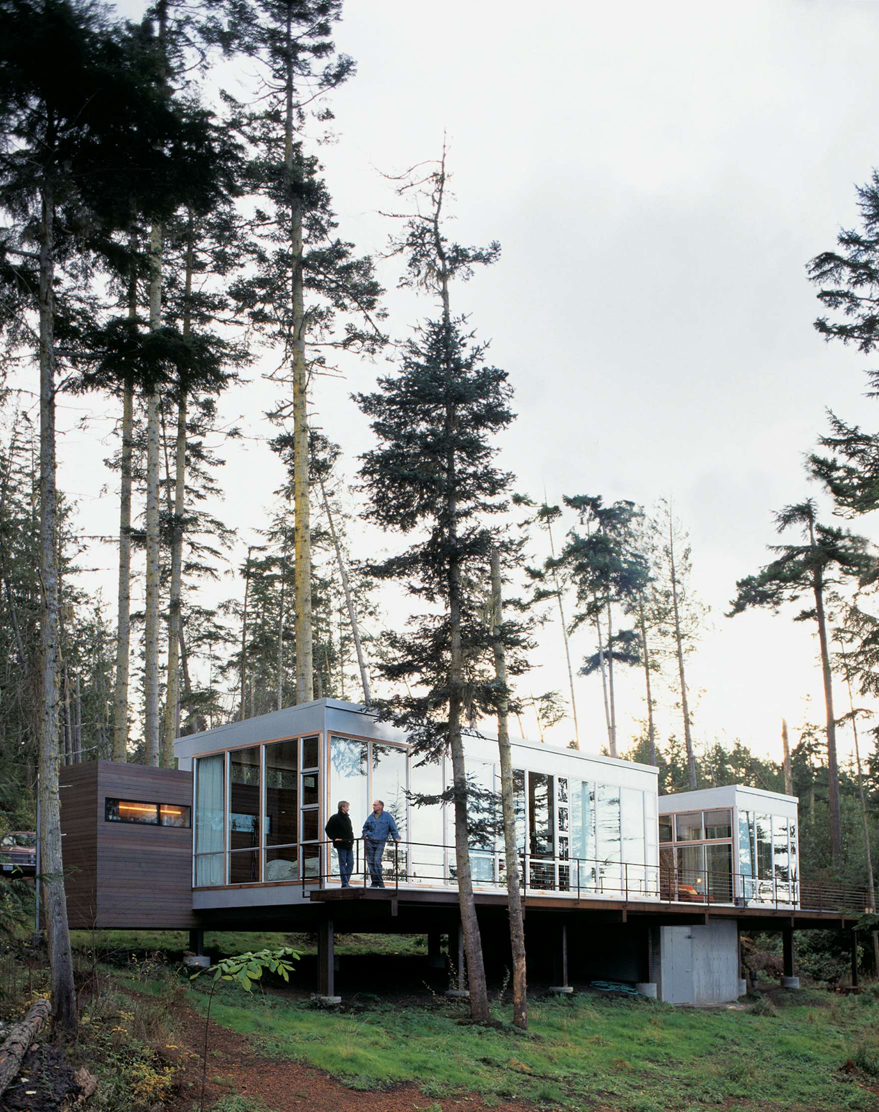 Photo 6 of 8 in Prefab Beach Homes by Luke Hopping from Washington ...