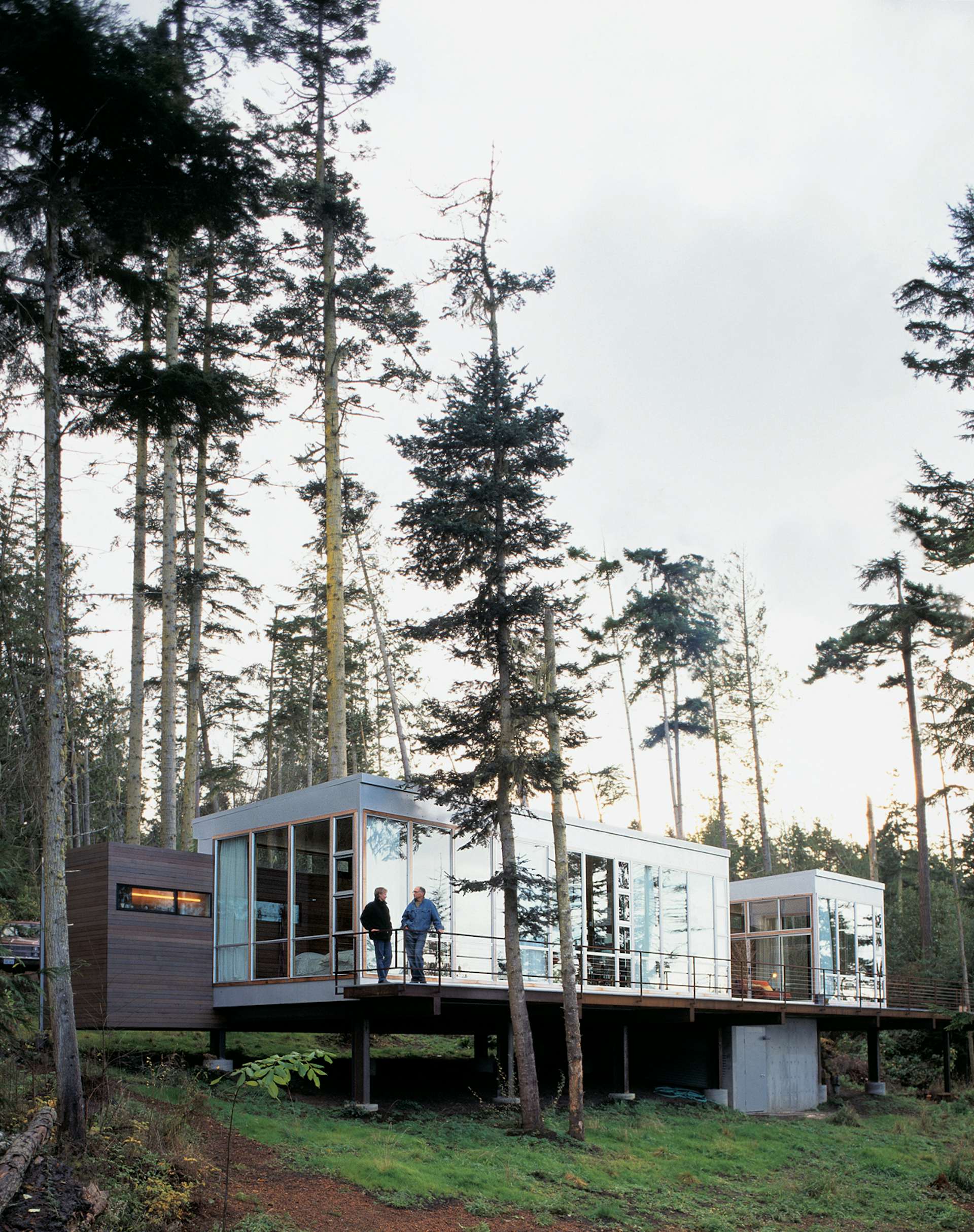 Photo 6 of 8 in Prefab Beach Homes by Luke Hopping from Washington ...