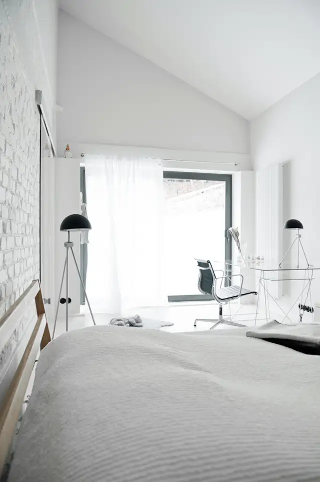 A Run-Down Farmhouse Becomes a Sleek Modern Retreat - Dwell