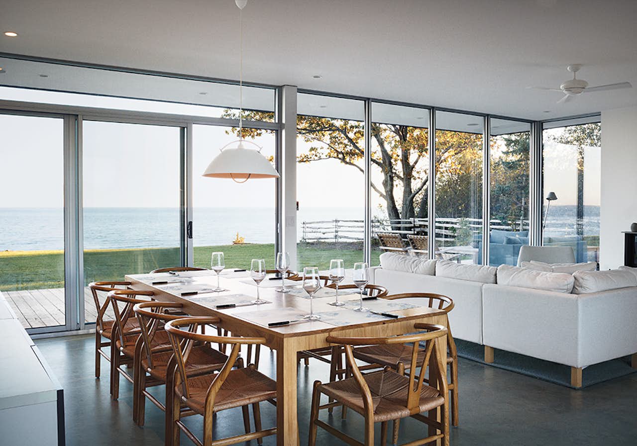 Modern Lakeside Retreat Stripped Down to the Basics - Dwell