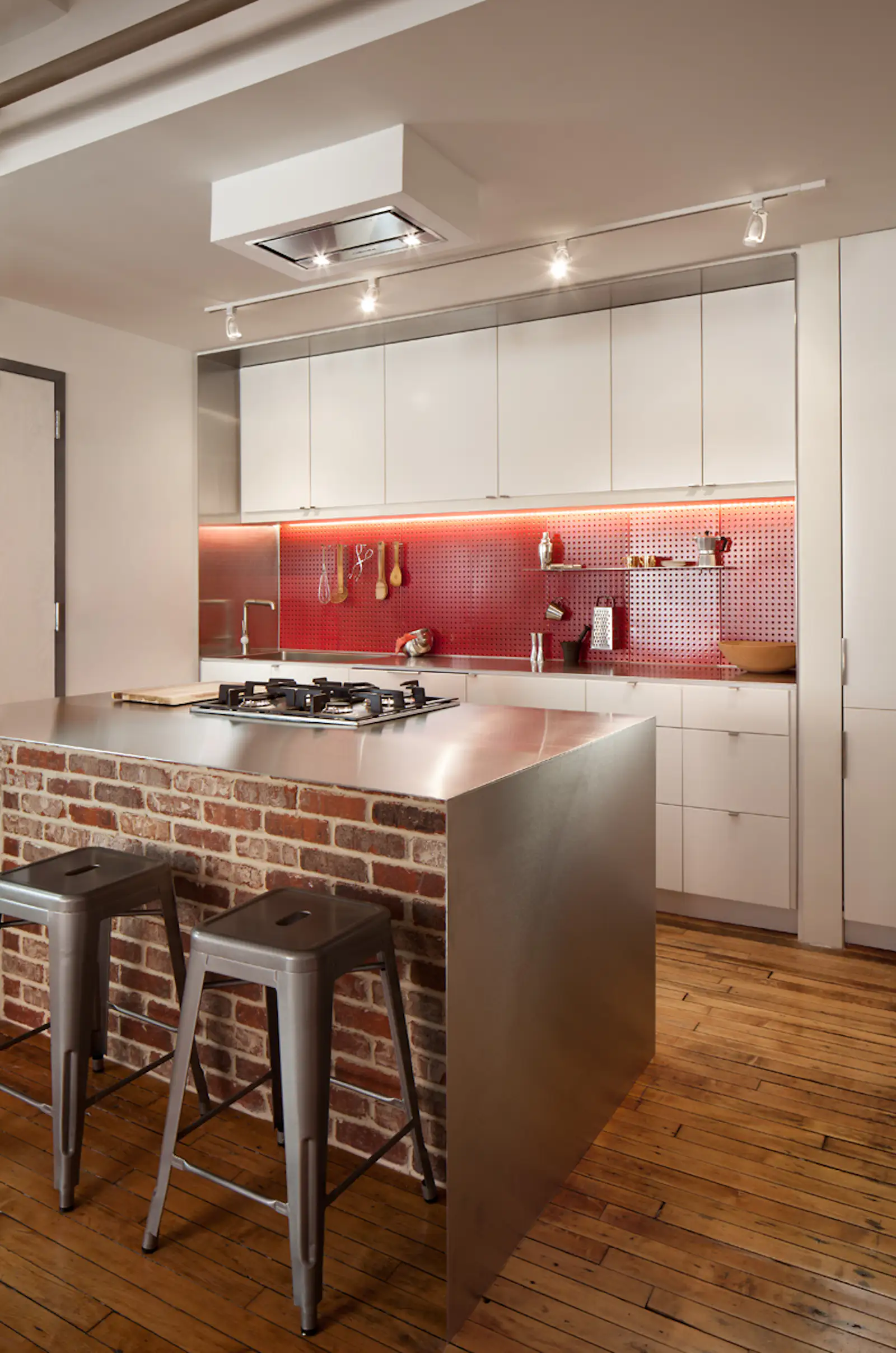 Photo 39 of 62 in 60 Kitchen Island Ideas That Serve Up Style and ...