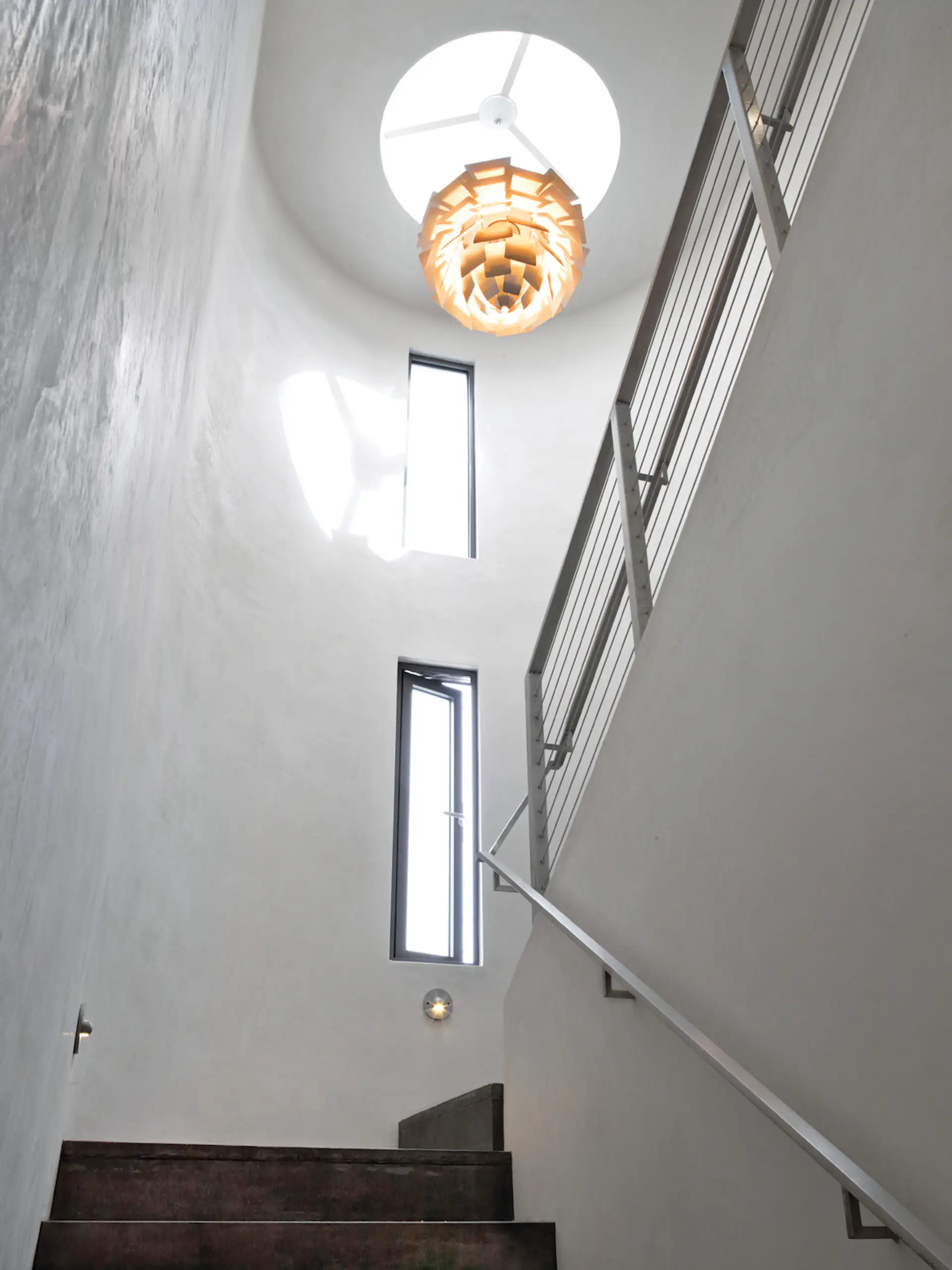 Photo 10 of 18 in Actor Bryan Cranston's Green Beach House Renovation ...