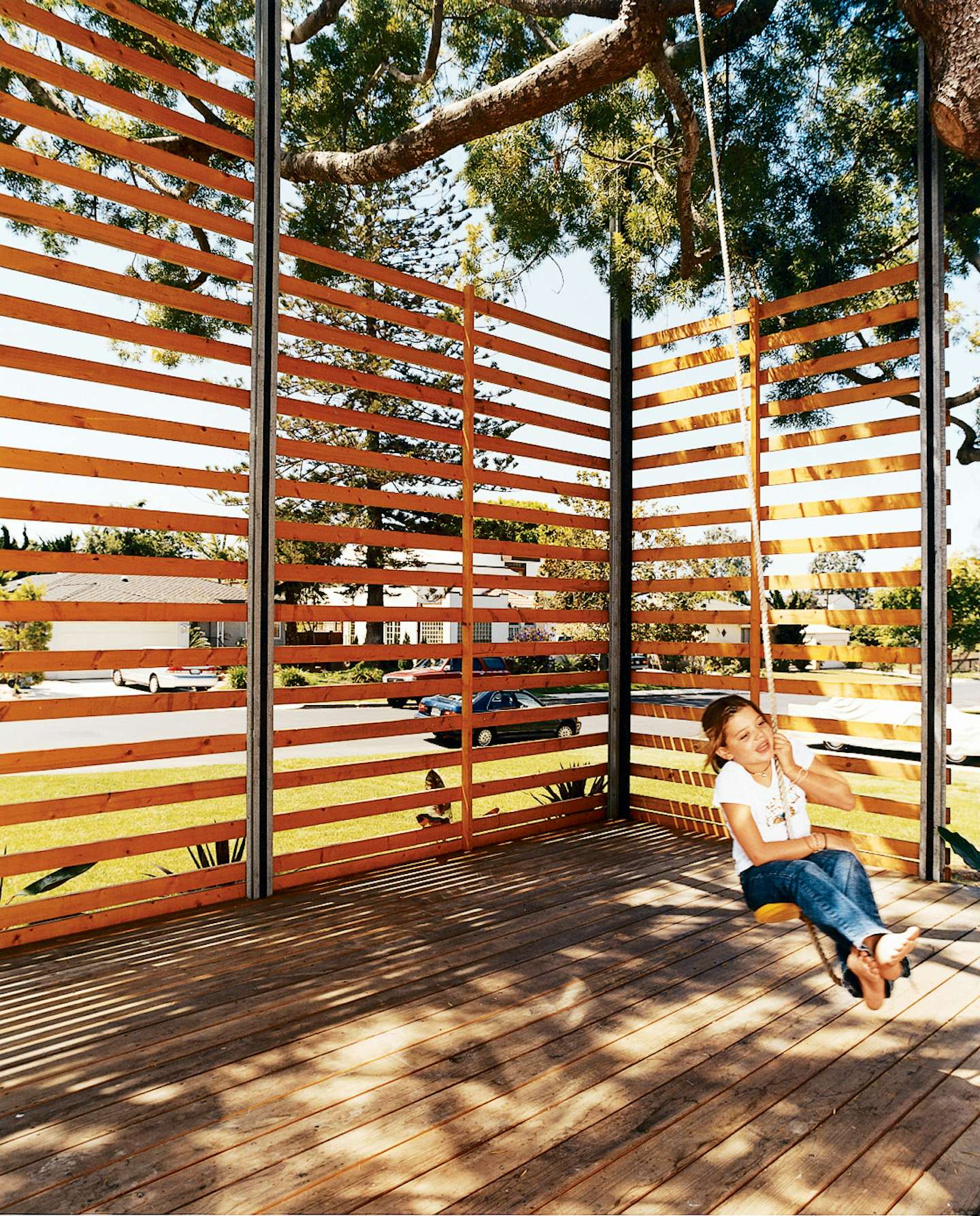 Photo 2 of 7 in Swingers' Delight: 7 Ideas for Modern Swings by ...