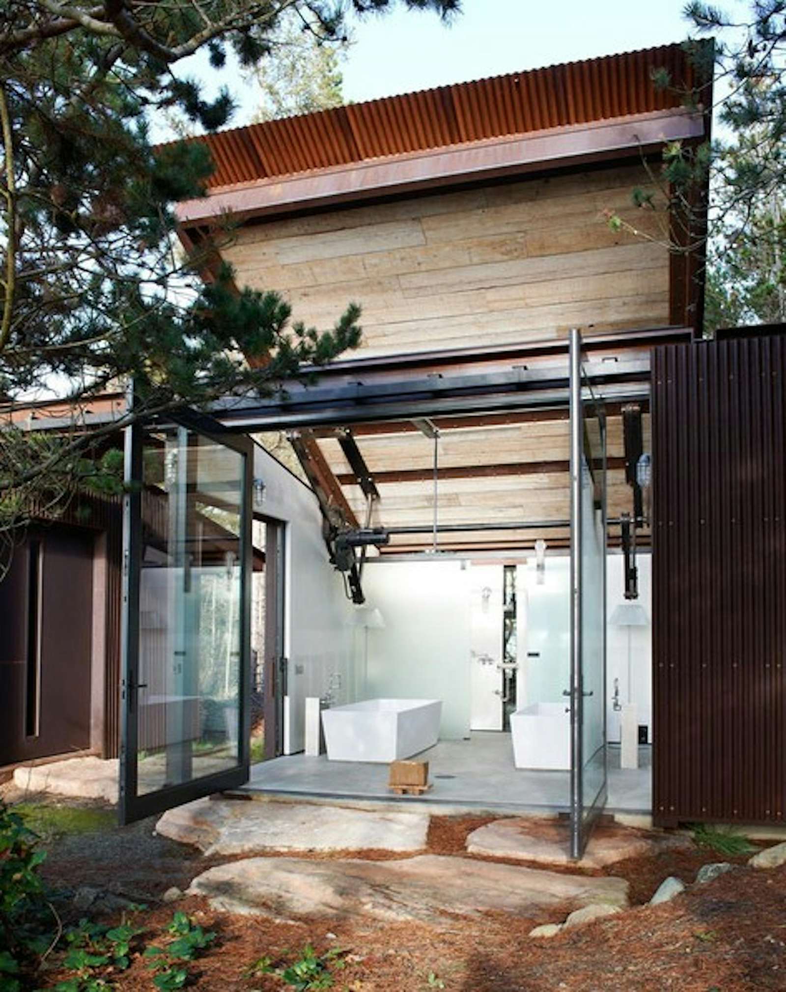 A Stop Motion Video of a Shape-Shifting House - Dwell