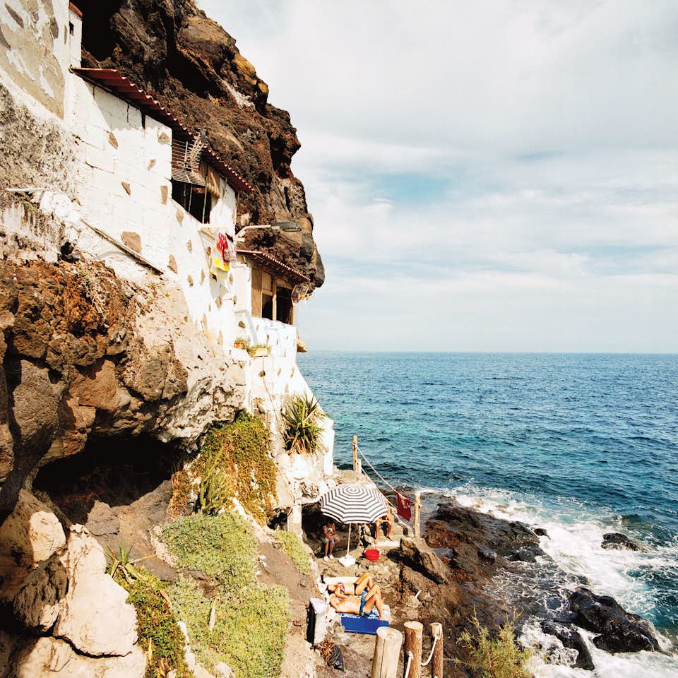 Surf Shacks (37 Photos) - Dwell