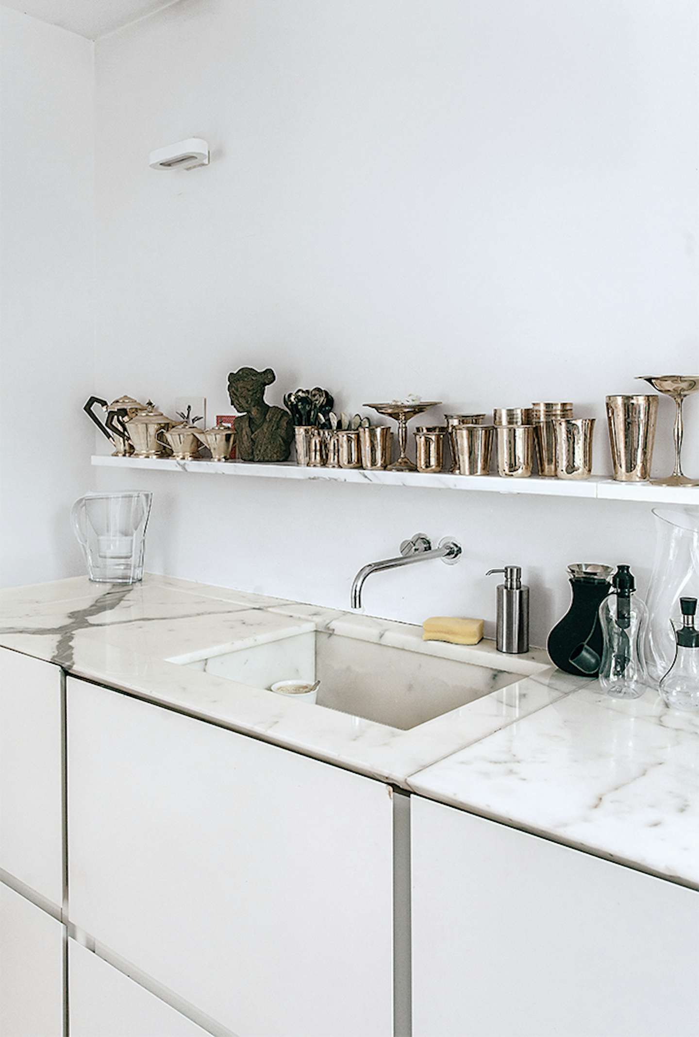 10 Modern Examples That Show How to Use Marble in the Kitchen - Dwell