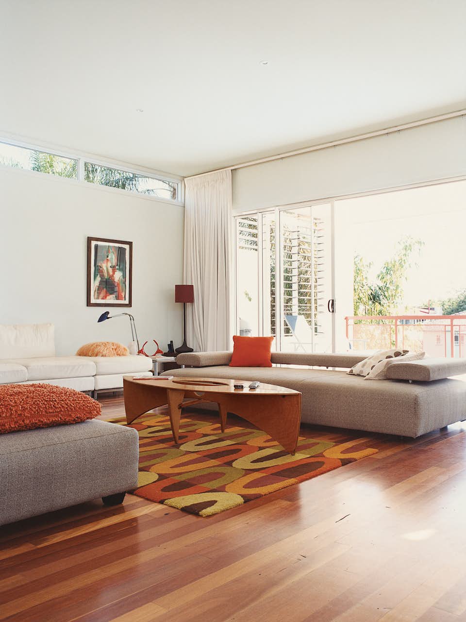 Photo 2 of 8 in Minimalist Bachelor Pad in Brisbane - Dwell