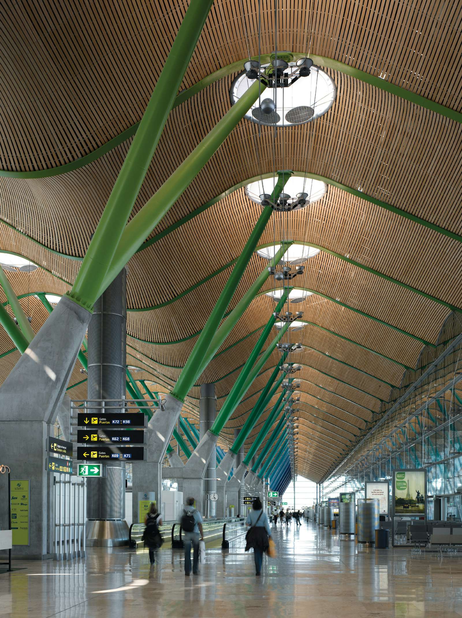Photo 4 of 5 in An Introduction to Airport Design - Dwell