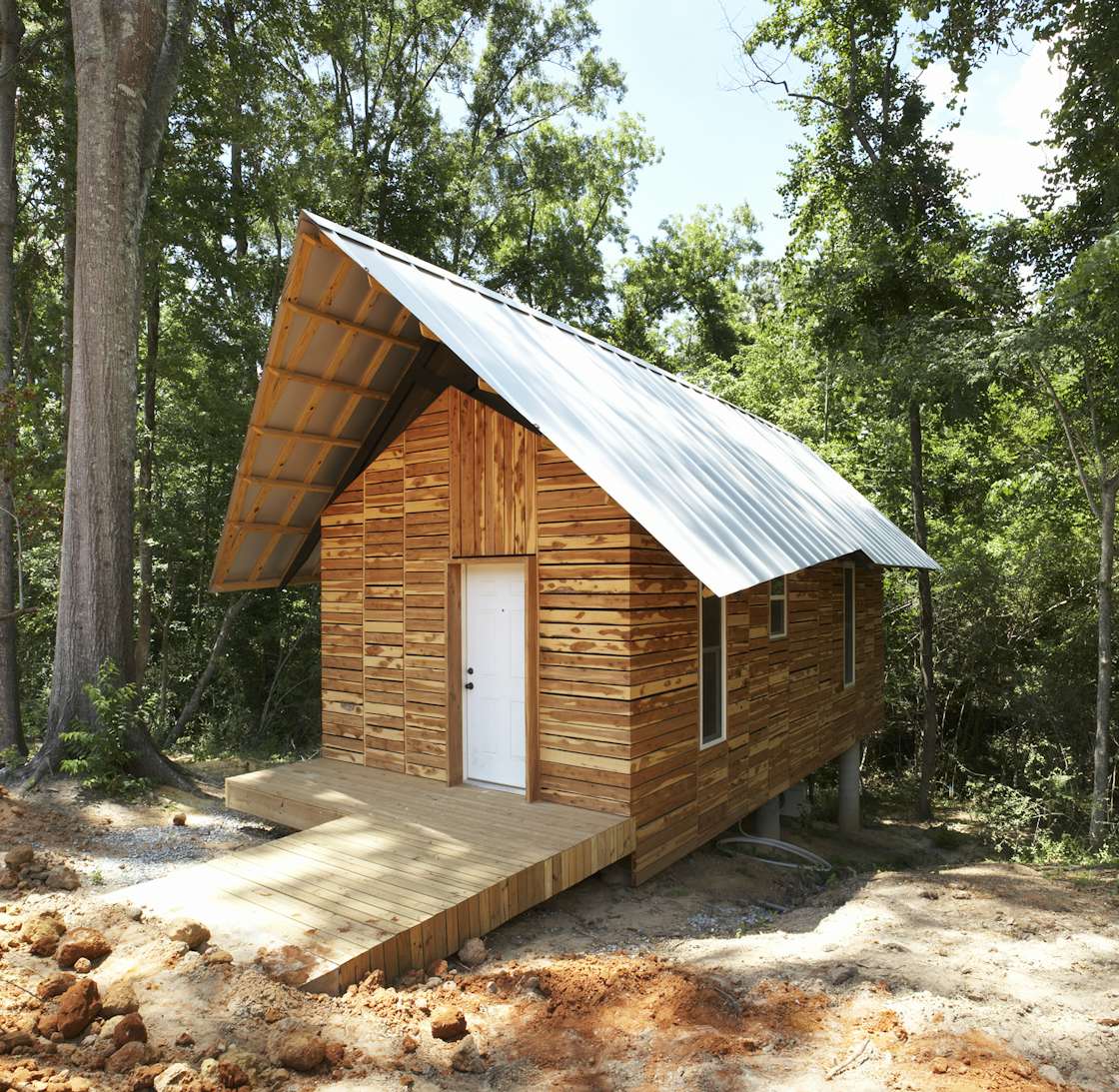 Photo 10 of 16 in 16 Inviting Countryside Cabins from By the Book - Dwell