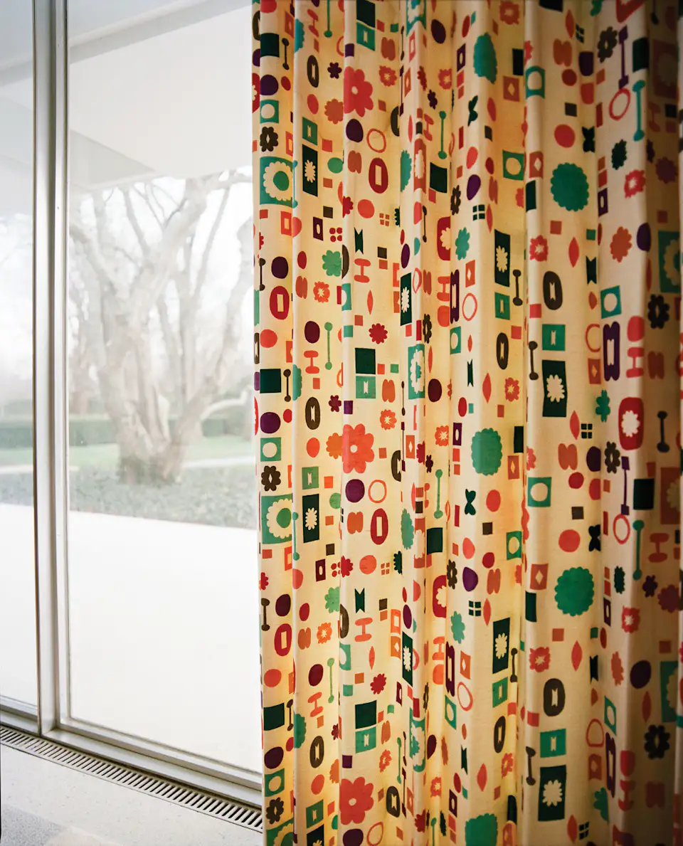 Photo 9 of 19 in Miller House in Columbus, Indiana by Eero Saarinen by ...