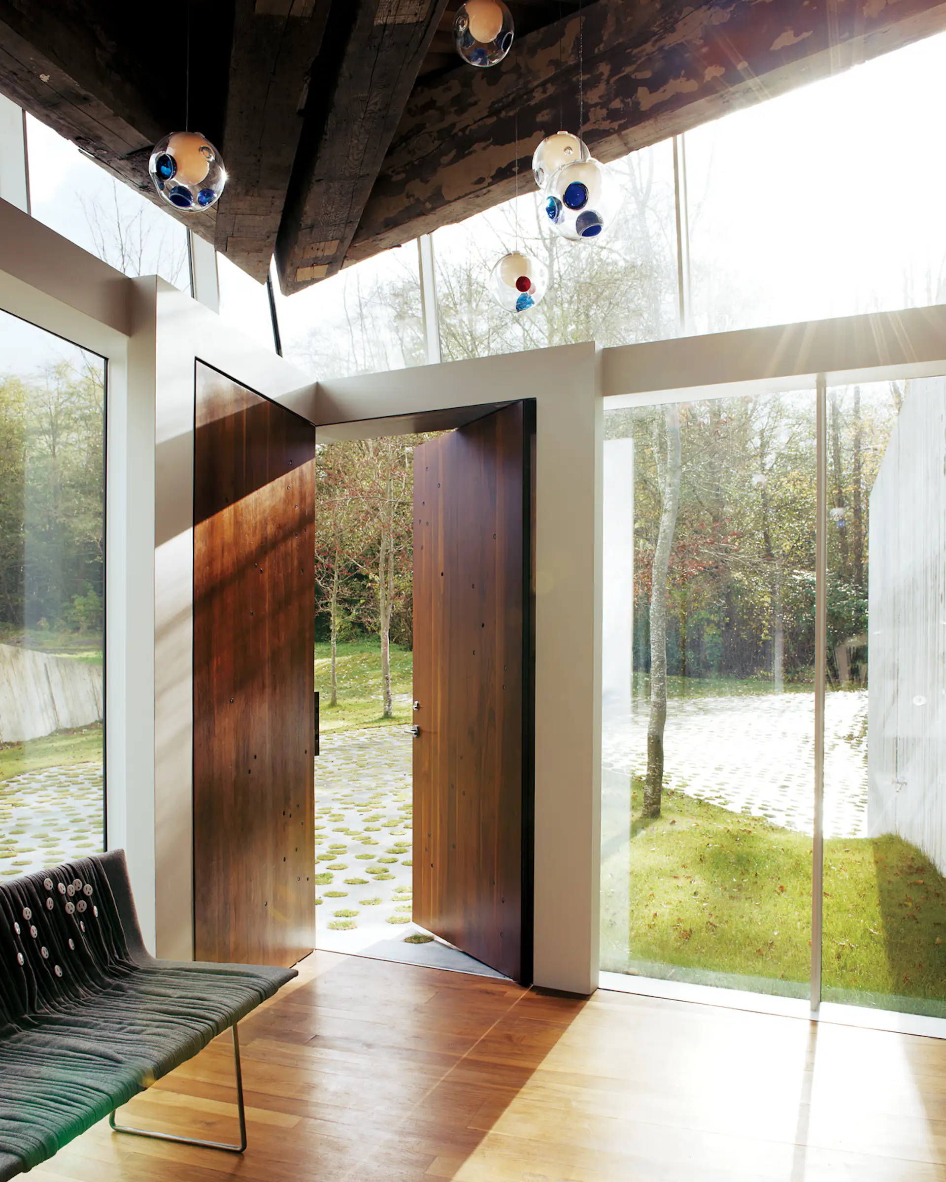 10 Fantastically Sleek Foyer Designs - Dwell