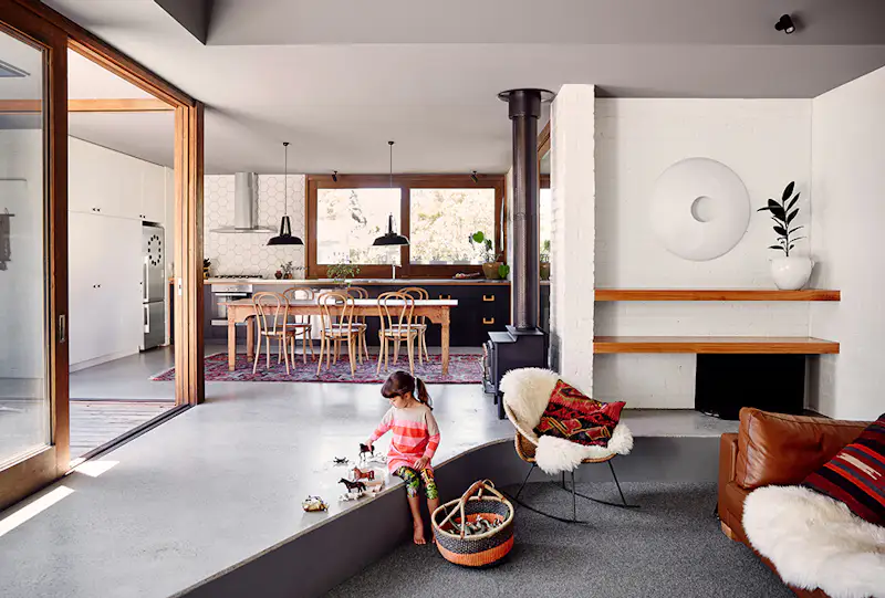 Simplicity Rules at this Family Beach House Designed to Double as a ...