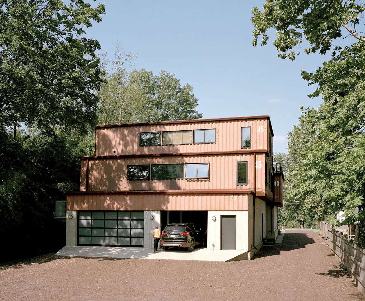 9 Modern Homes Made Out of Shipping Containers - Dwell
