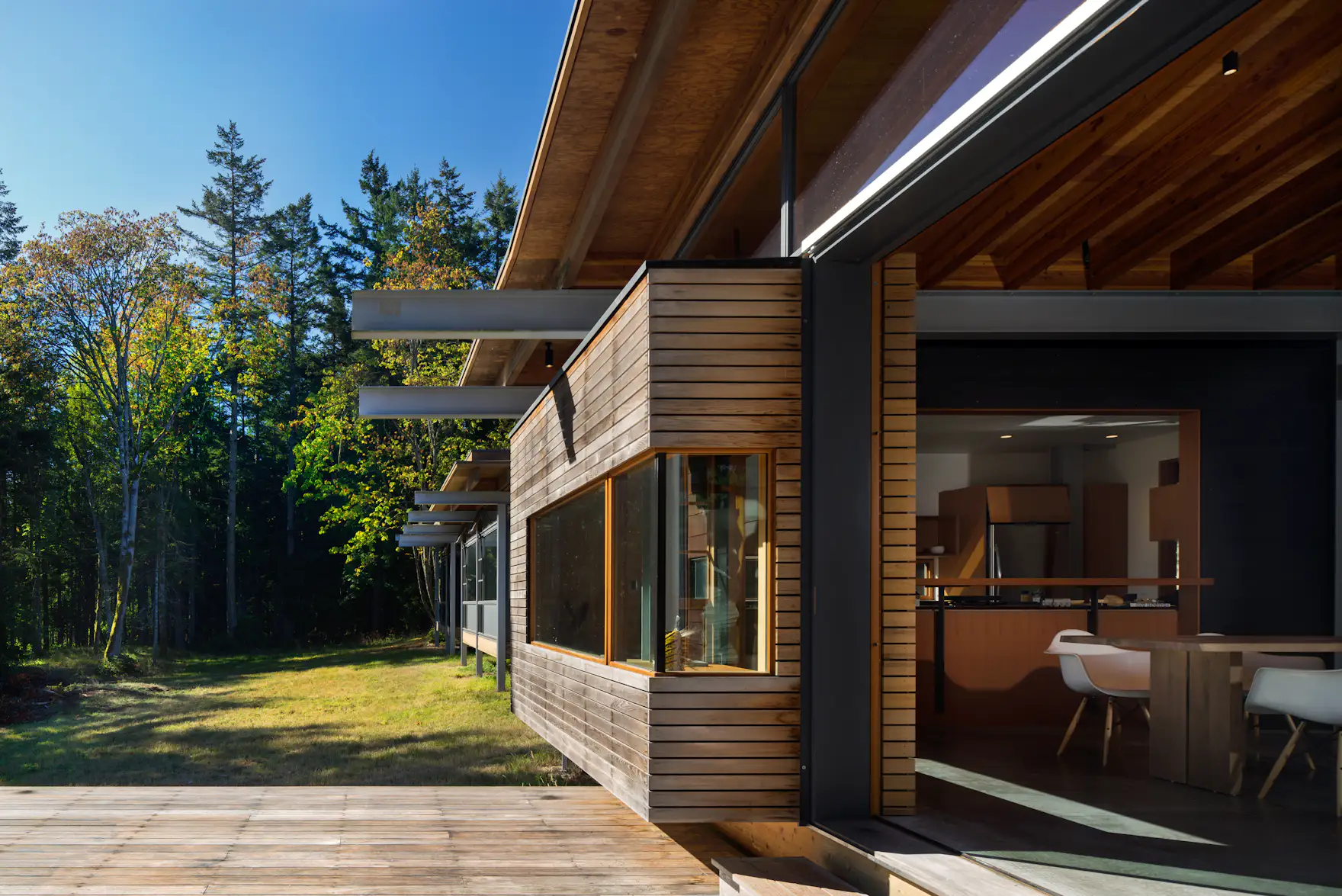 An Off-the-Grid Island Home for a Seattle Music Producer - Dwell