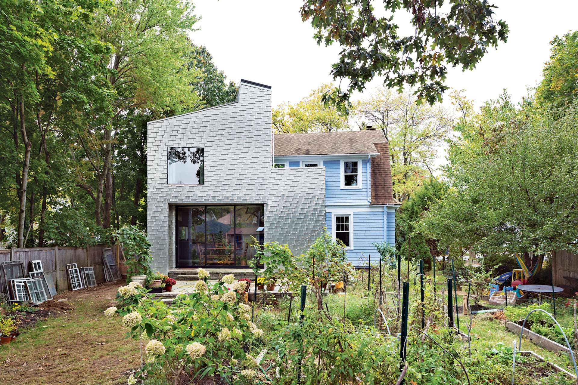 A Traditional Shingle-Clad Home in Connecticut - Dwell