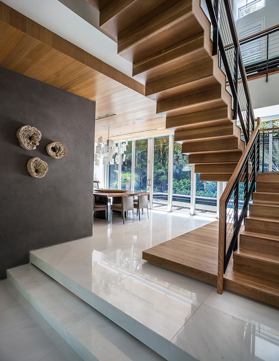 This Modern Miami House Feels Like It's in the Middle of the Jungle - Dwell