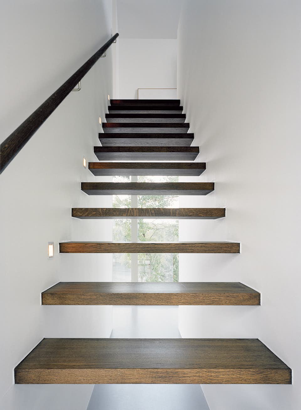 Step by Step (7 Photos) - Dwell