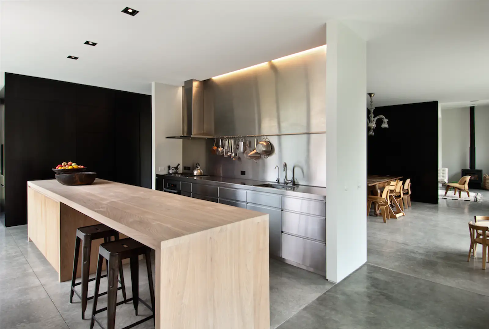 Photo 14 of 62 in 60 Kitchen Island Ideas That Serve Up Style and ...