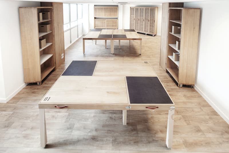 A Modular Meeting Room Features a Table with 6 Possible Layouts - Dwell