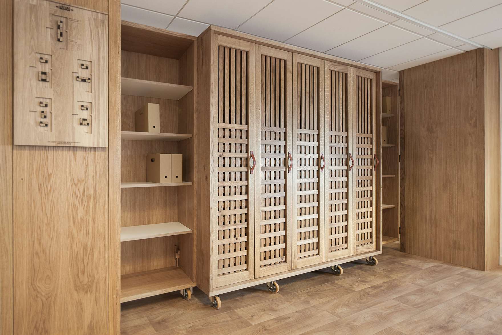 A Modular Meeting Room Features a Table with 6 Possible Layouts - Dwell