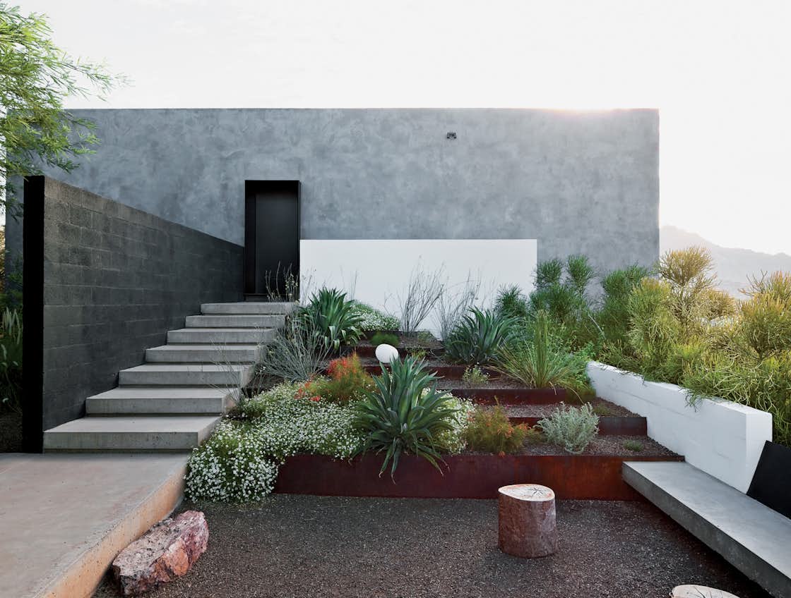 Photo 6 of 8 in This House Doesn't Hold Back and Embraces the Desert ... Photo 6 of 8 in This House Doesn't Hold Back and Embraces the Desert ...