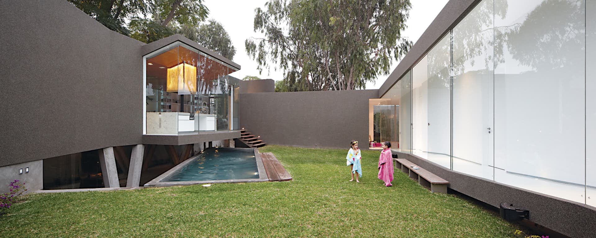 12 Perfect Plunge Pools For Your Small Outdoor Space - Dwell