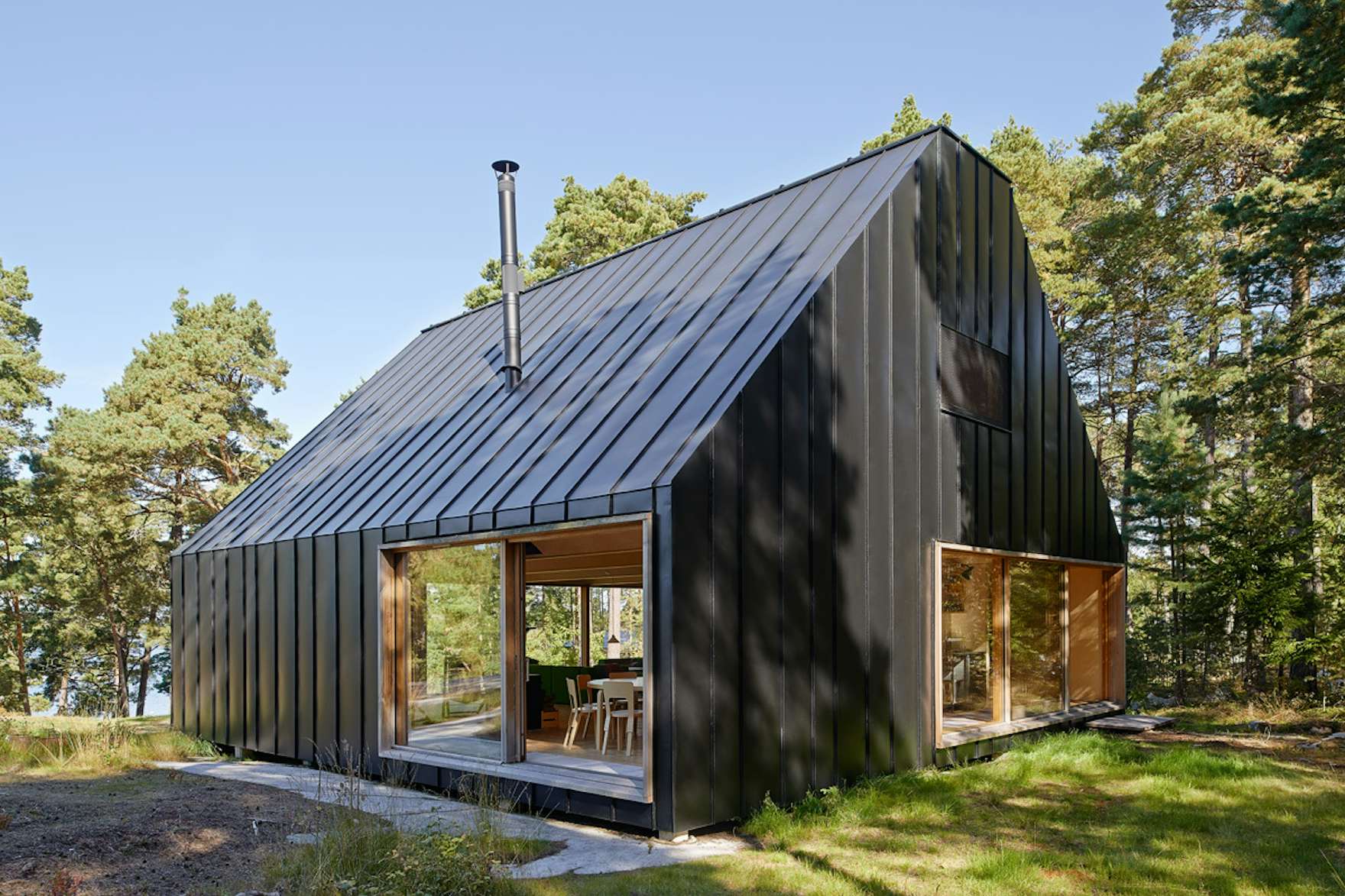 Photo 95 of 101 in 101 Best Modern Cabins from This Island Retreat ...