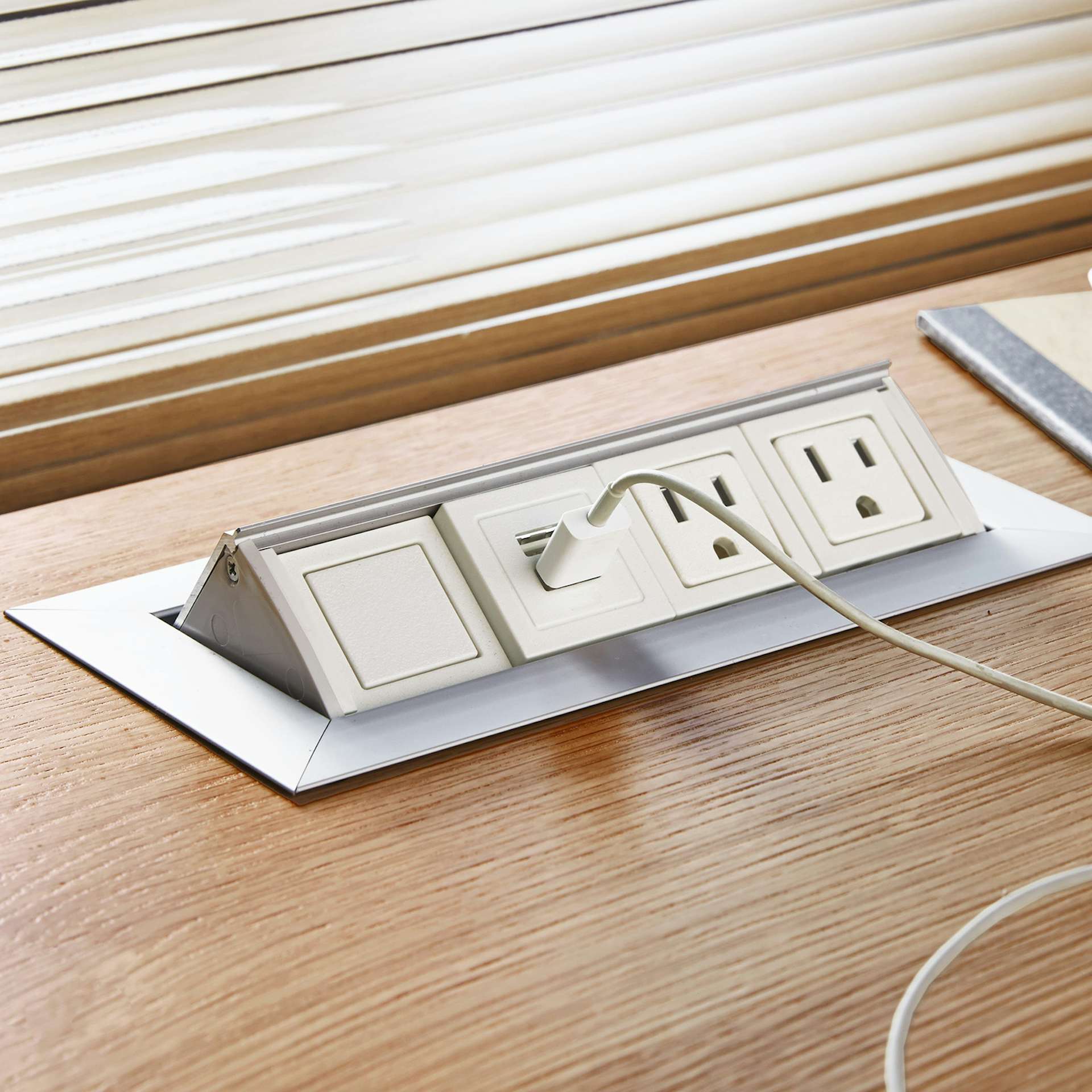 These Modern Workspaces Are Just As Welcoming as Your Living Room - Dwell