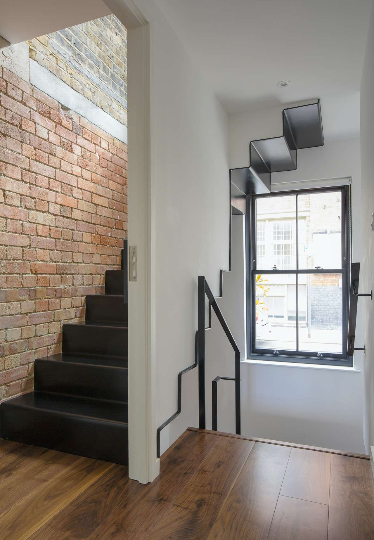 Photo 7 of 8 in Cleverly Stacked Floors Form a Roomy House On a Tight ...