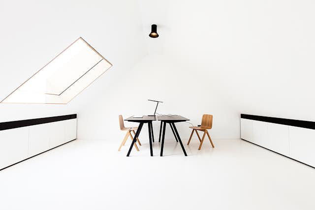 Photo 3 of 4 in House of the Week: Minimalist Dream Home with an ...