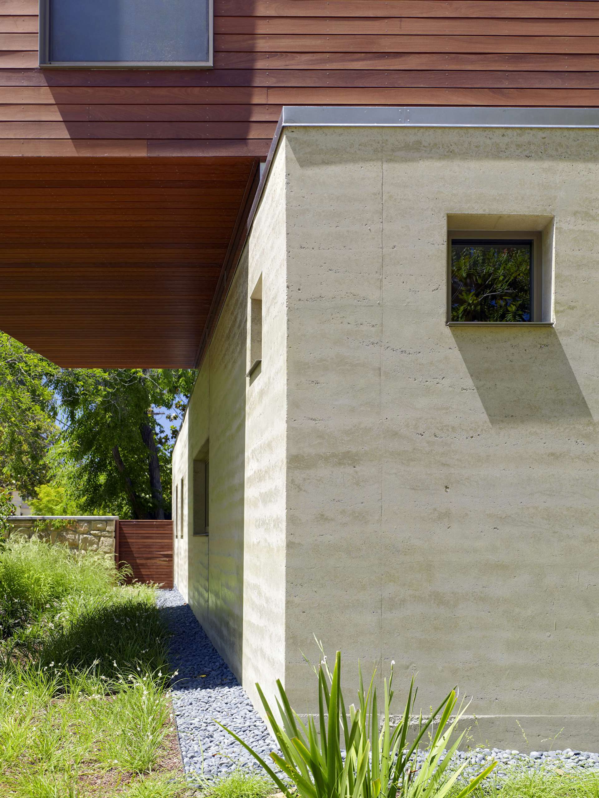 11 Modern Rammed-Earth Homes - Dwell