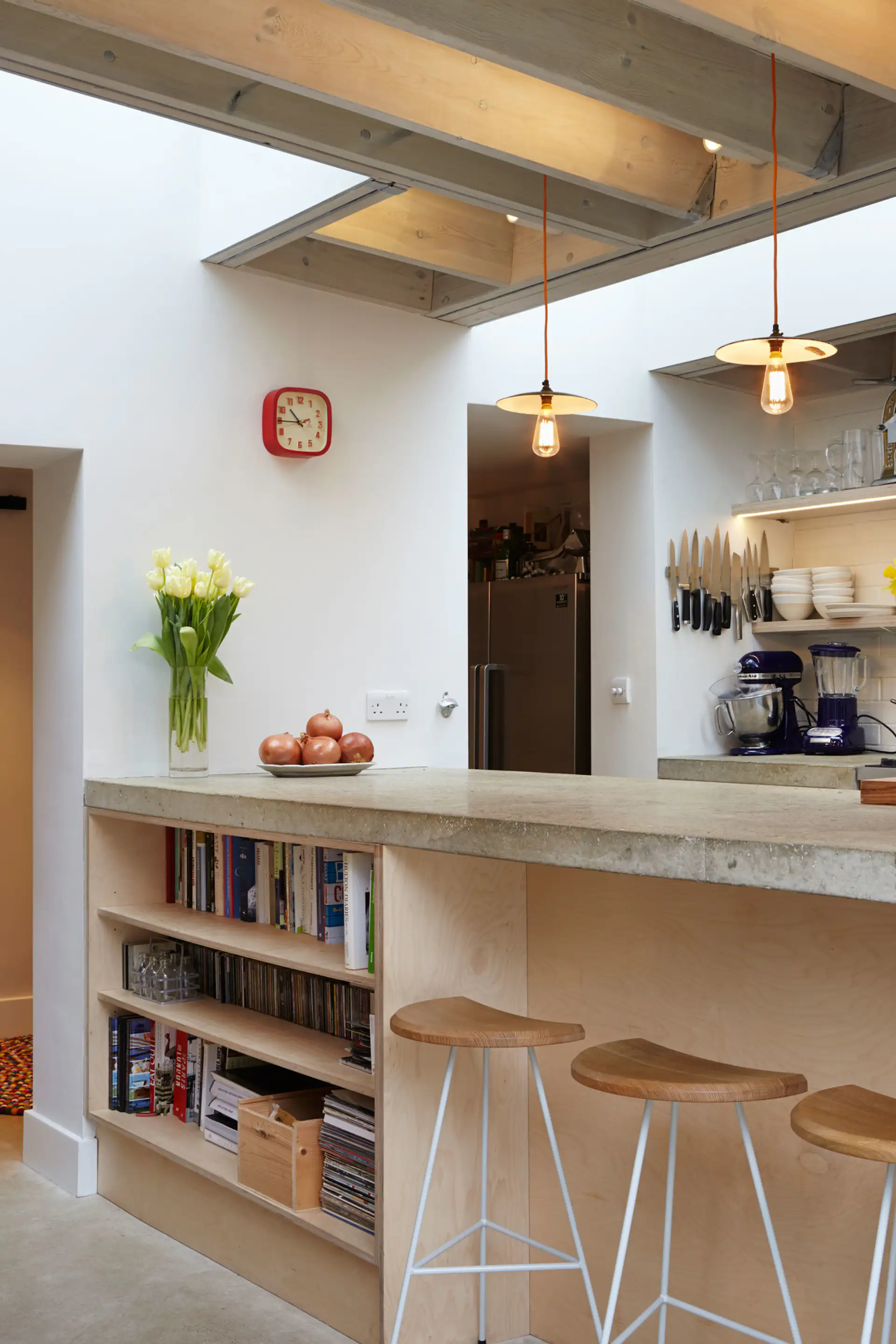 A Modern Addition Gives a London Chef a Dream Kitchen (7 Photos) - Dwell