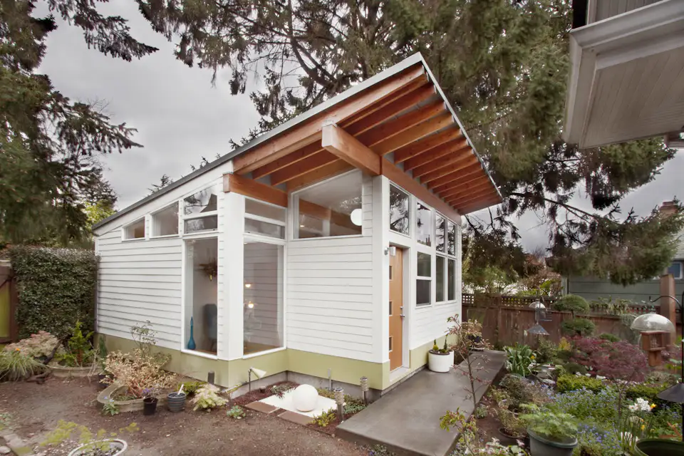 A Tiny Backyard Studio in Seattle Filled With Midcentury Finds - Dwell