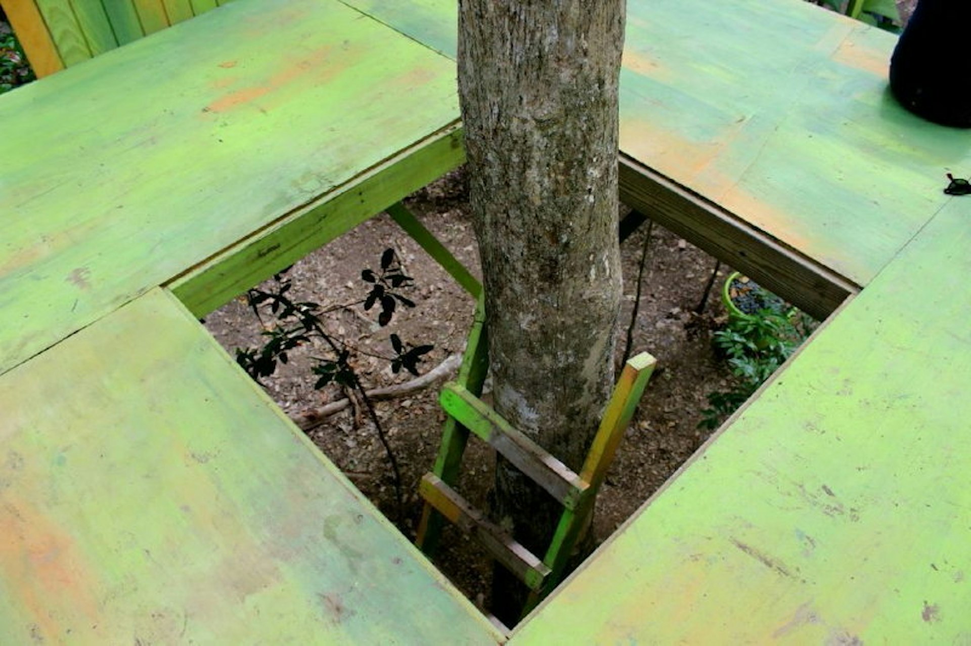 Tree House Retreat Made of Repurposed Materials - Dwell