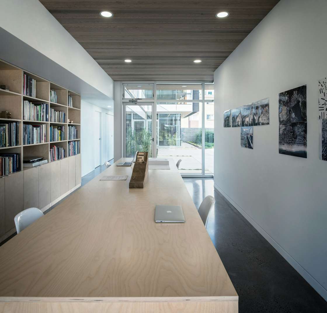 8 Live/Work Spaces We'd Move Into in a Heartbeat - Dwell