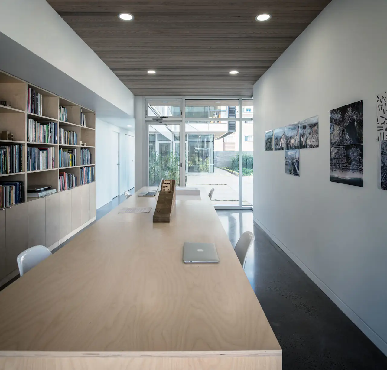 8 Live/Work Spaces We'd Move Into in a Heartbeat - Dwell