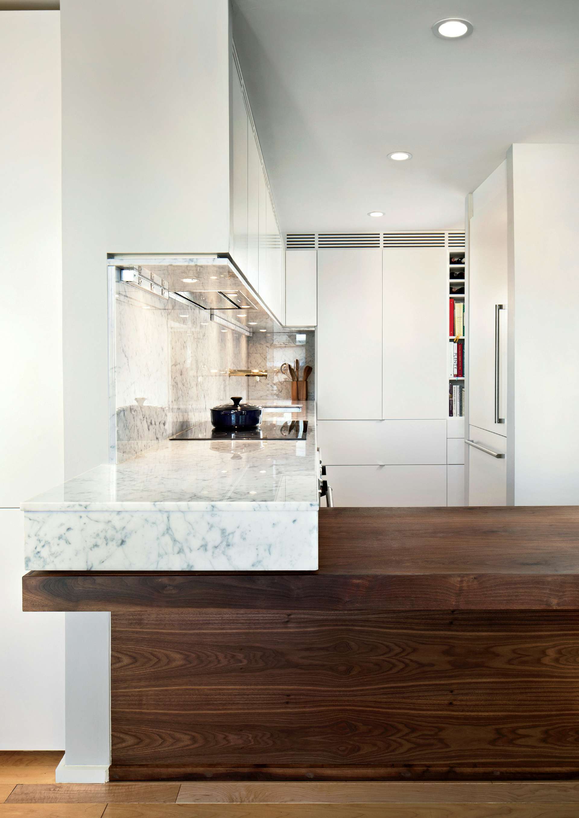 10 Modern Examples That Show How to Use Marble in the Kitchen - Dwell