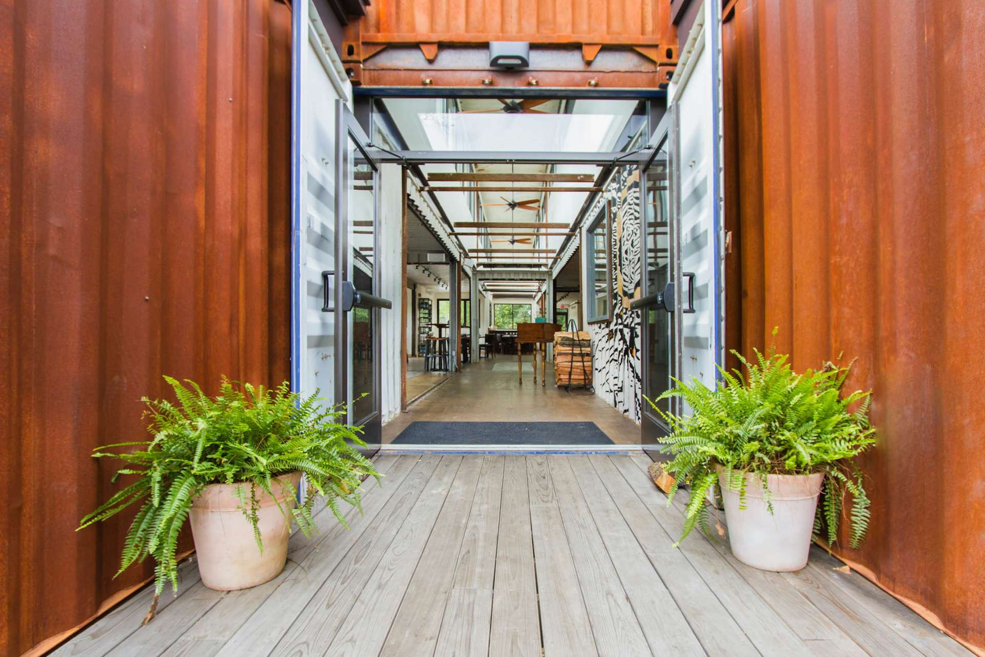 Photo 3 of 8 in A Restaurant Constructed from 19 Salvaged Shipping ...