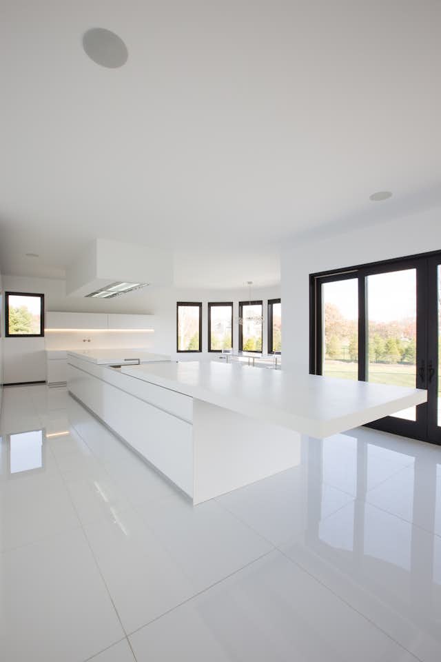 Photo 6 of 8 in A Sliding Countertop that Brings Minimalist Elegance to ...