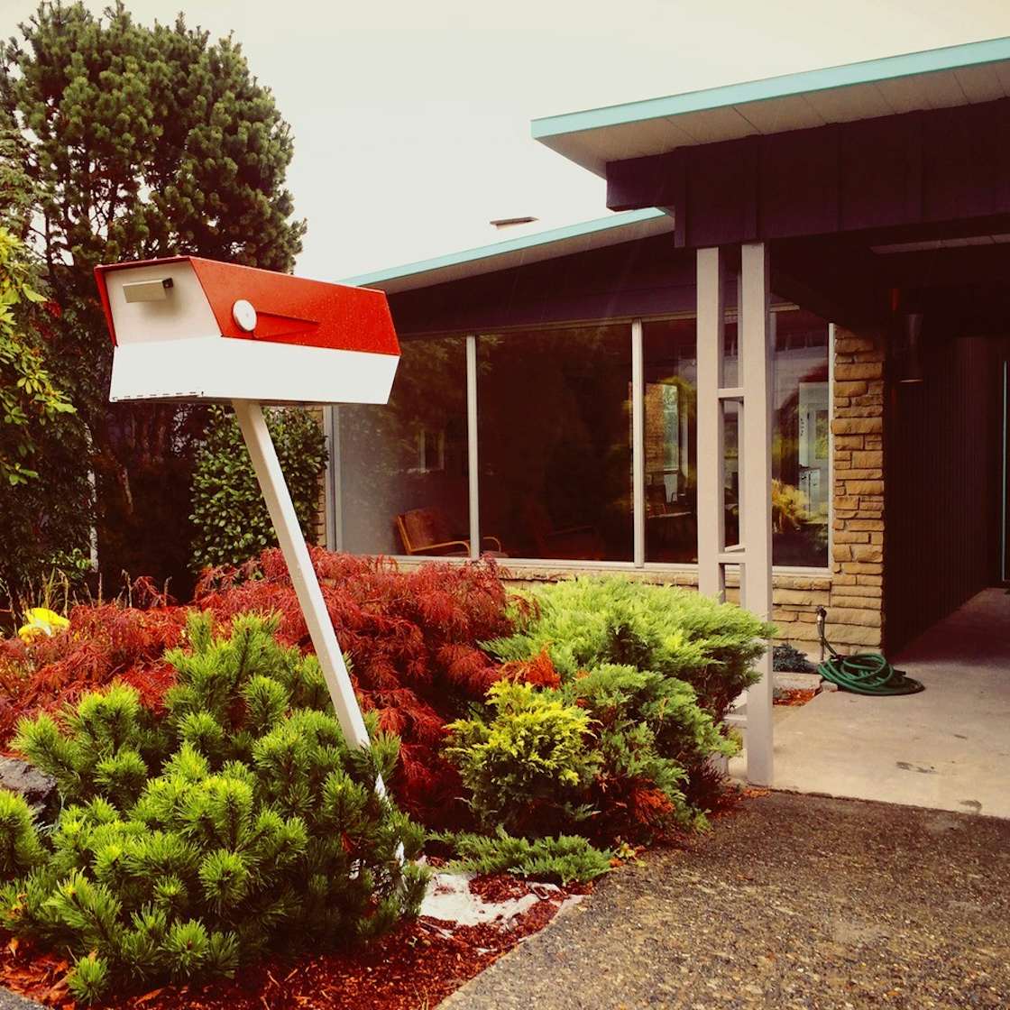 Photo 1 of 8 in Dwell Store Gift Guide: For the Midcentury Enthusiast ...