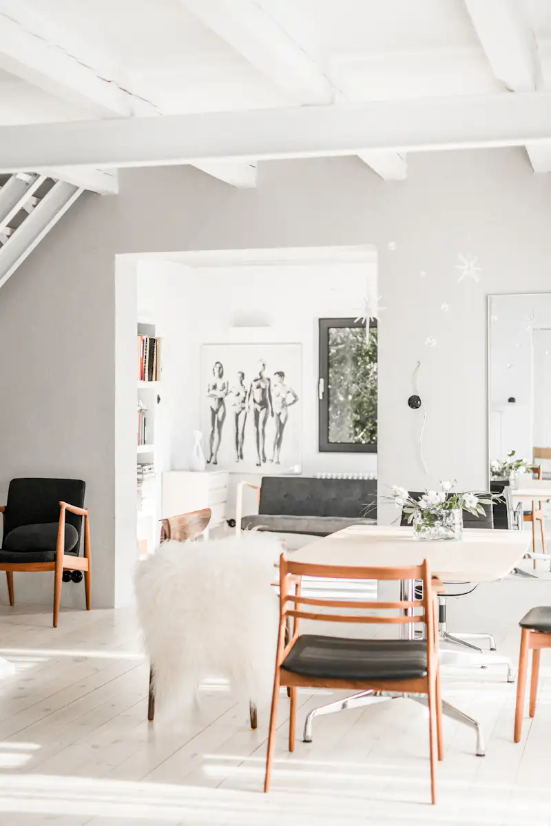 A Run-Down Farmhouse Becomes a Sleek Modern Retreat - Dwell