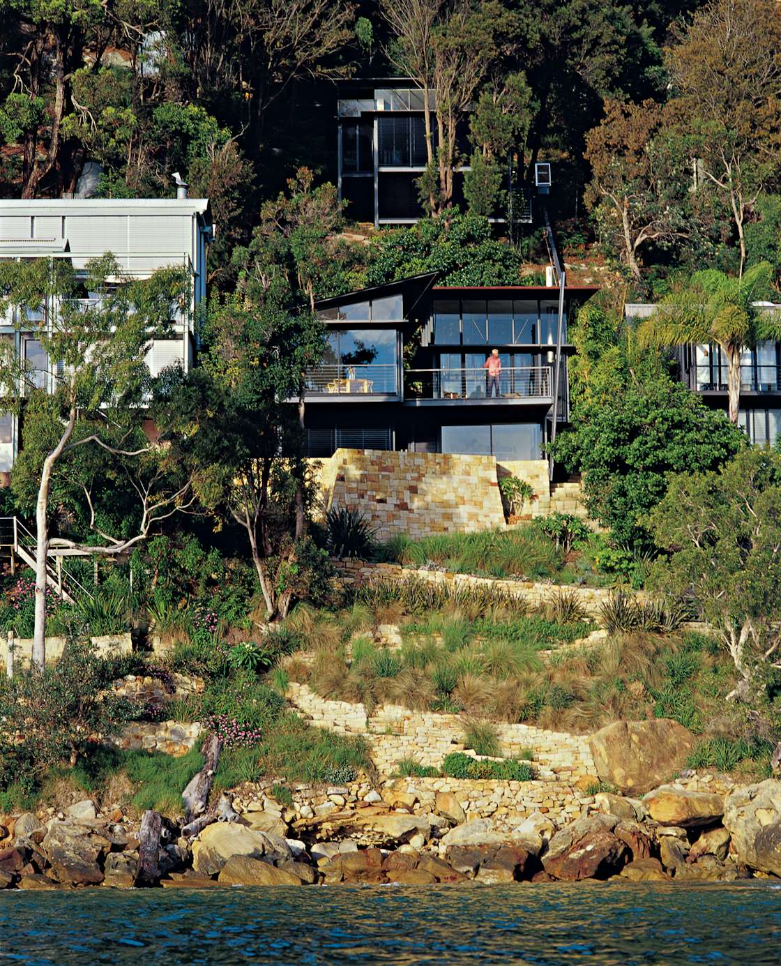 Photo 6 of 9 in 9 Stunning Examples of Homes Built on and Around Cliffs ...